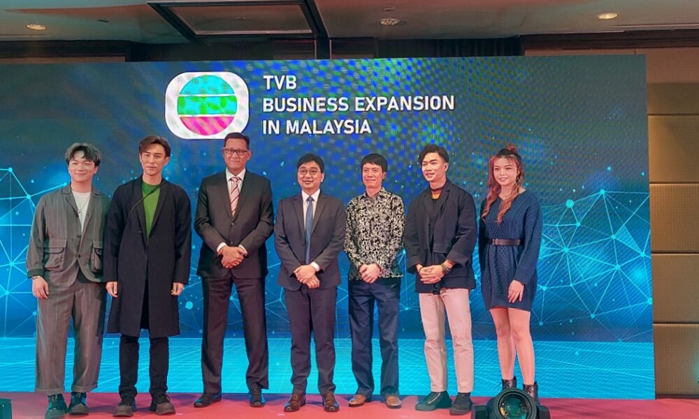 Yes Boss – 给我娱乐，其余免谈！