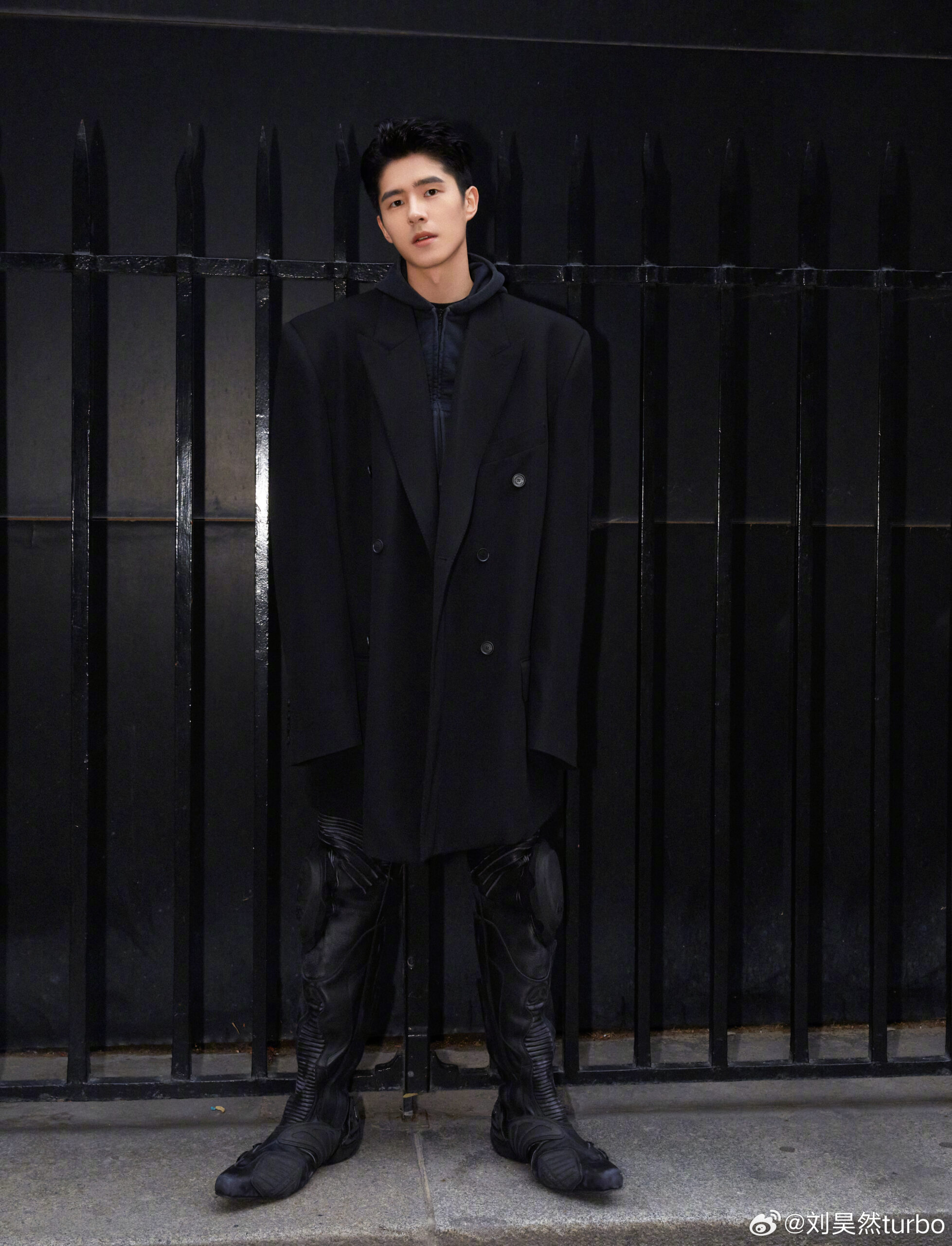 周冬雨被爆分手刘昊然 网友：流程终于走完了 - 娱乐星闻 - YesBoss